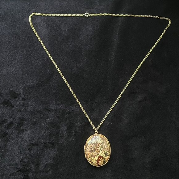 Jewelry | Vintage Locket | Poshmark